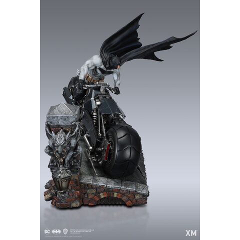 Gifts Greetings XM Studios Batman: White Knight (Batcycle Edition) 1/4 ...